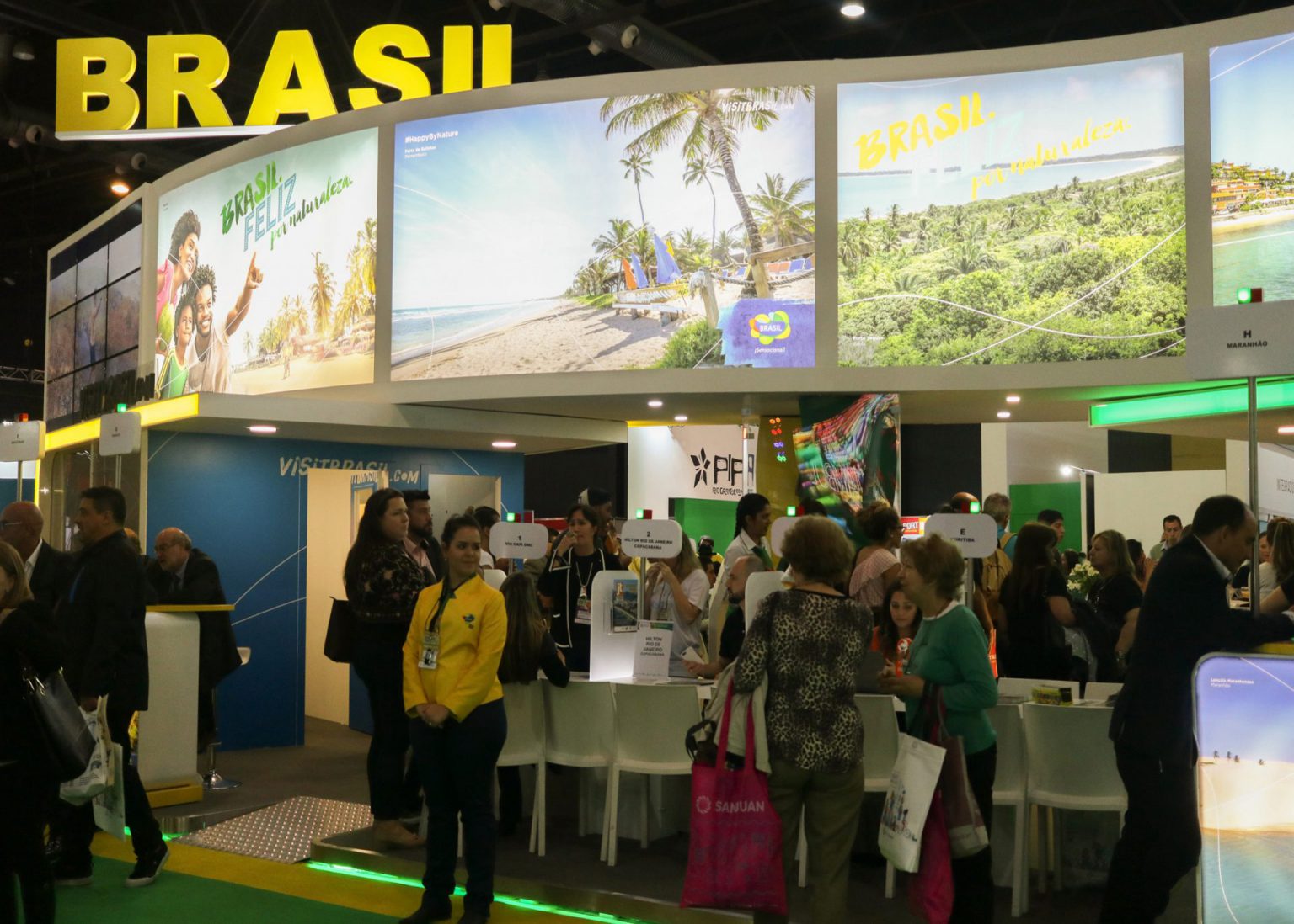 STAND BRASIL – EXPOMUNDO